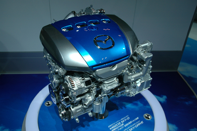 Motorização: MOTOR SKYACTIV-D (DIESEL)