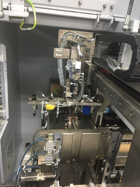 Die bonder - ASM AD830