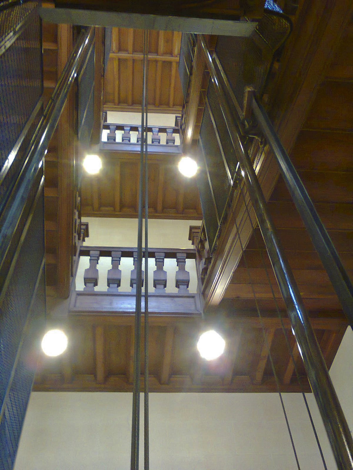 Paris-bise-art : Roux, Combaluzier et Malesherbes...