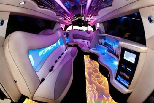 Limo Service: Experience a Stylish and Luxurious way to Travel