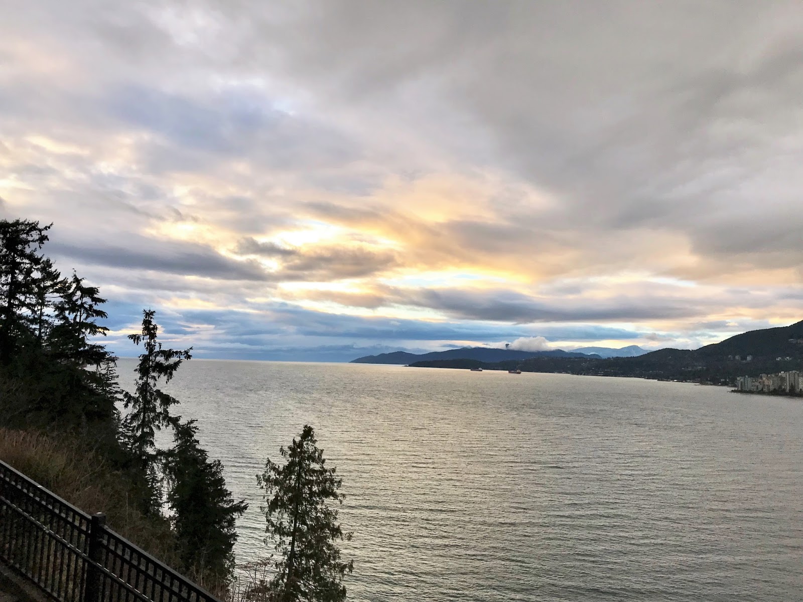 Vancouver B.C: Outstanding Views from Stanley Park | MAPLE LEOPARD