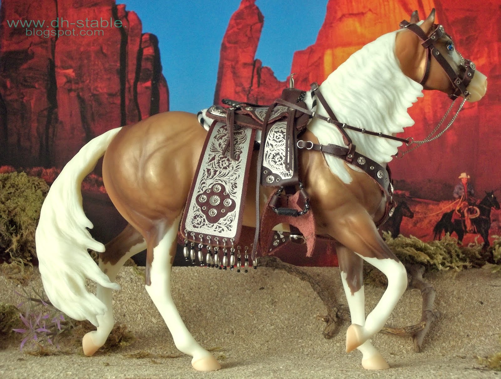 Fascynacje dorotheah: Breyer Traditional Western Parade Saddle Set 2052 ...