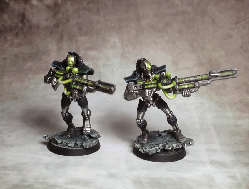 Kung-Fused Creations: How to paint Necron Deathmarks III - the Glow Effect
