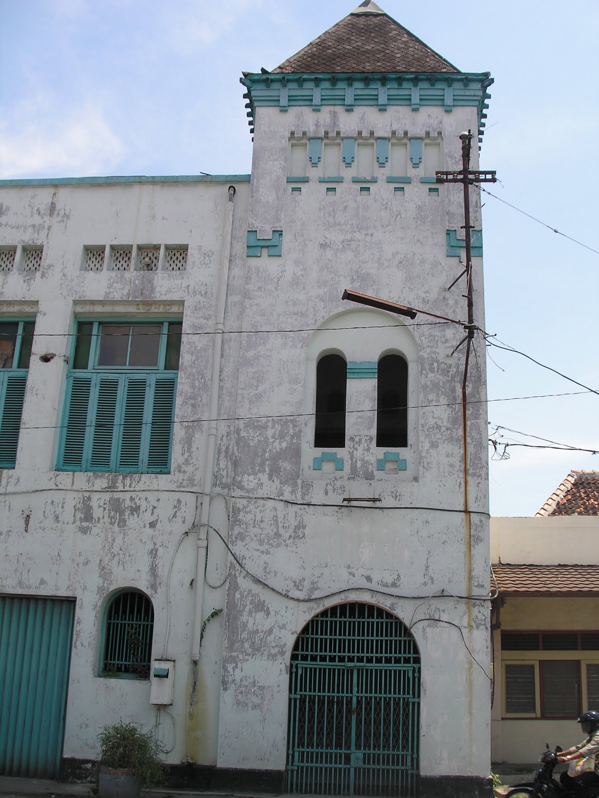 a Walk in Semarang: An Old Building with Turquoise Accent Color