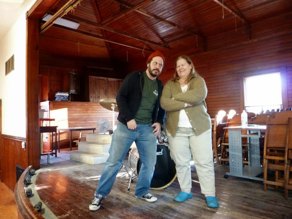 Joel Gausten.com: Wiggin Out: A Shaggs Songstress Goes Solo