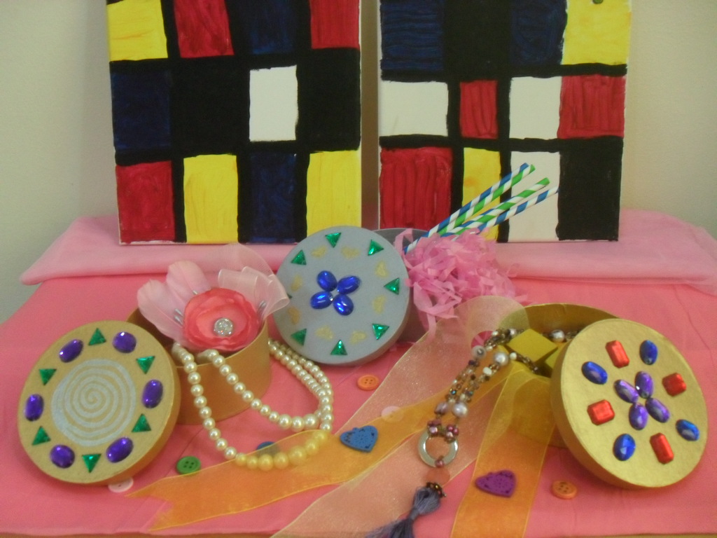 Little Miss Pinay Crafter: Wicked Crafts: Treasure Box Craft Package