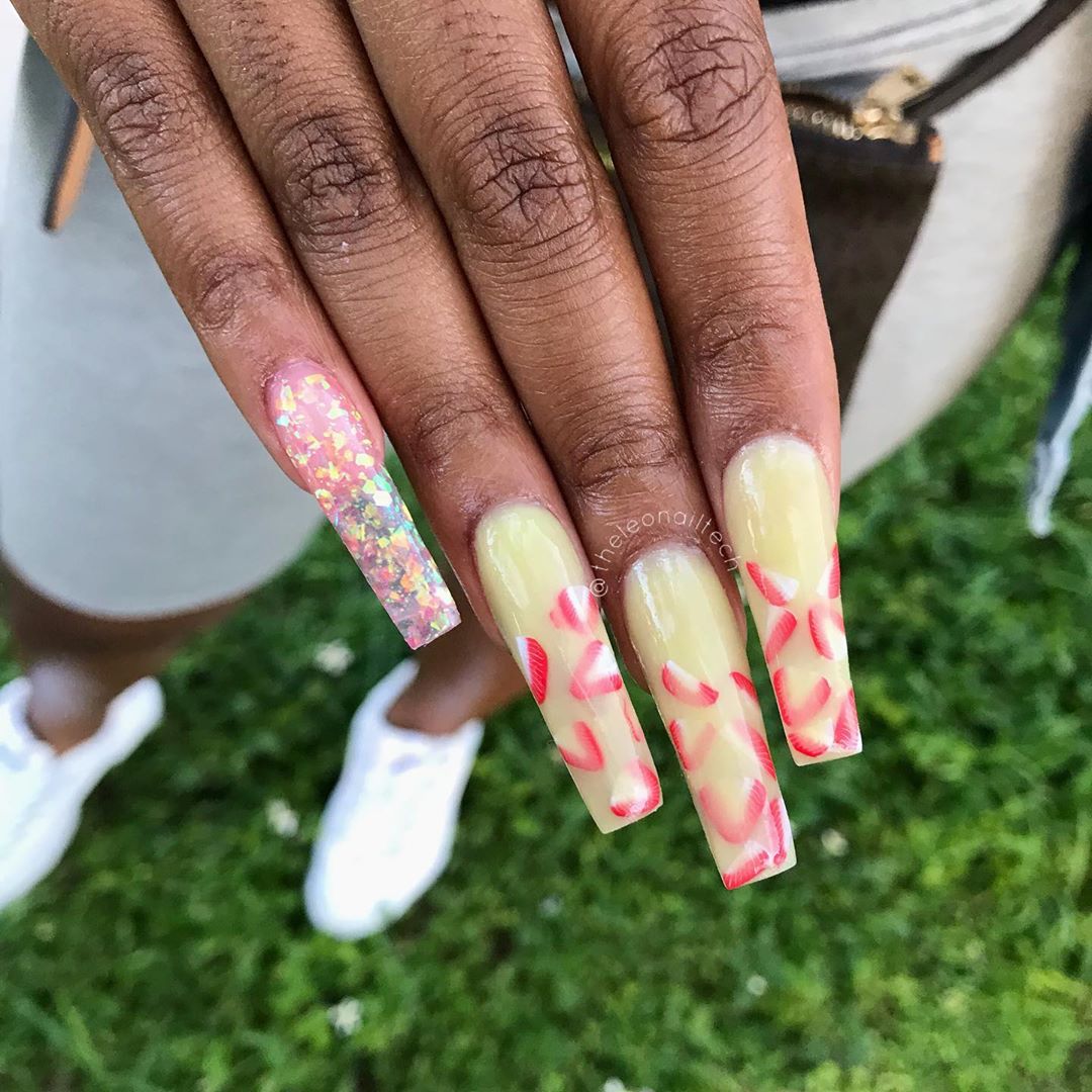 Strawberry Nails Are The Sweetest Summer Nail-Art Trend