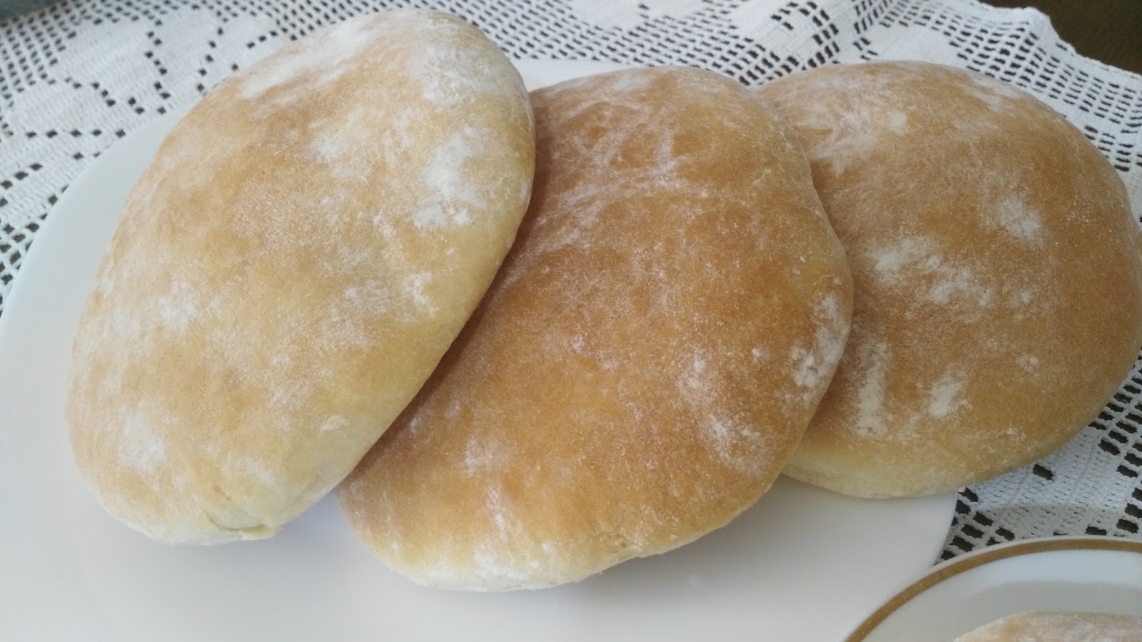 Bakina kuhinja - bakine mekane lepinje somuni - Bakina kuhinja