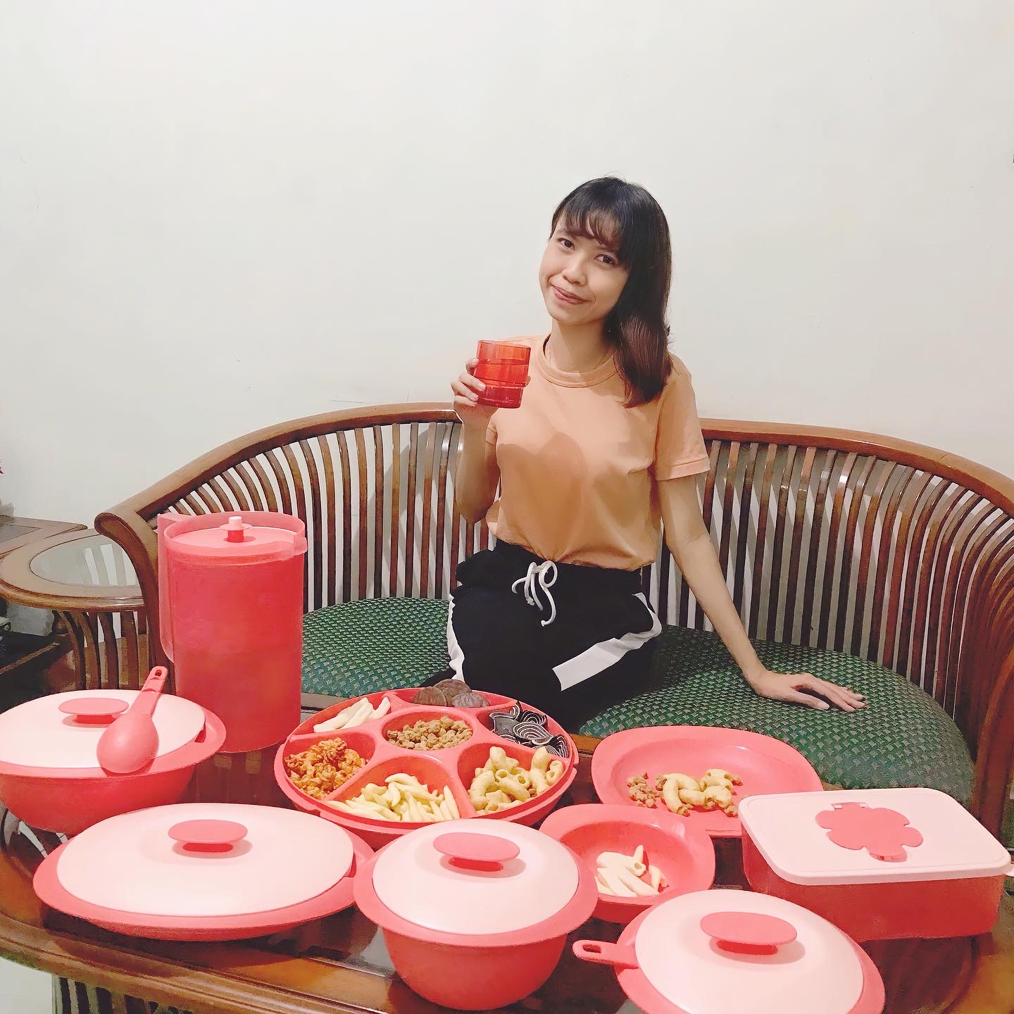 Isna Adani: Review Tupperware Bloomia!