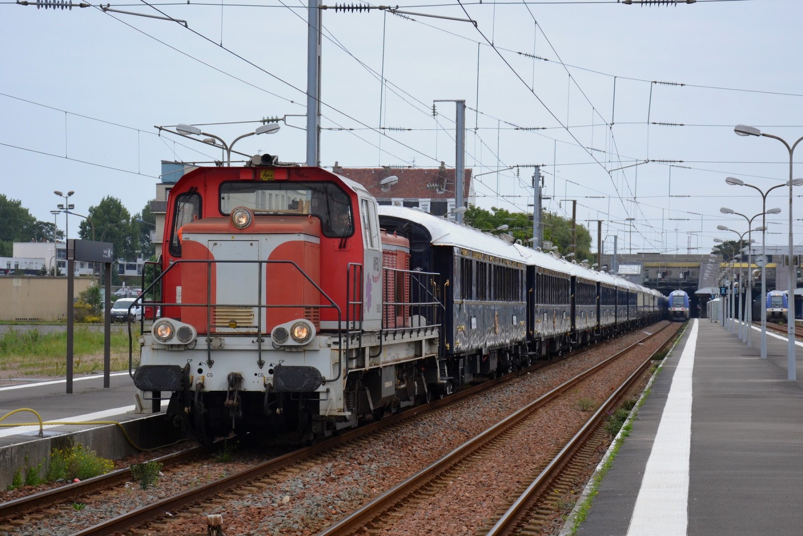 LA PASSION DU TRAIN: VSOE du 6 Septembre : à Calais par Sébastien L.