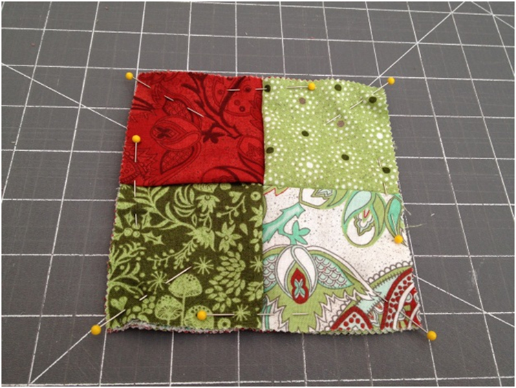 Fabric Mill: Holiday Mug Rug Tutorial