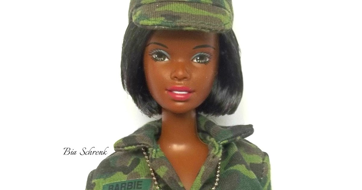 Hausderpuppen: BARBIE BOOT CAMP DOLL MILITARY ARMY 1999