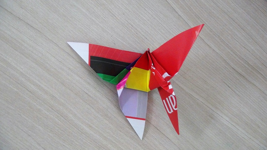 Flores e Flores: Borboleta de Origami