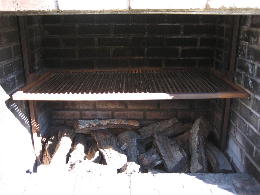 BBQGuam: Santa Maria Style BBQ Pits