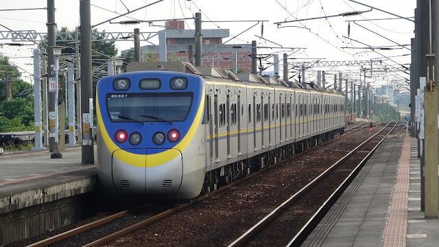 Blair's 鐵道攝影: EMU867電聯車 / TRA EMU867 Electric Multiple Unit