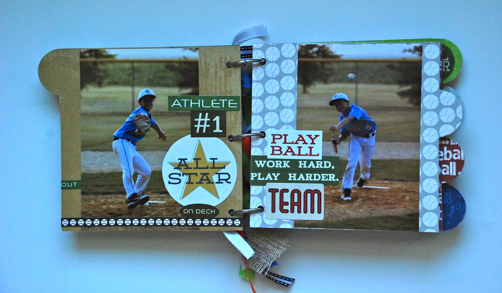 It's All Good: Baseball Mini Album. Done. {& Blog Giveaway}