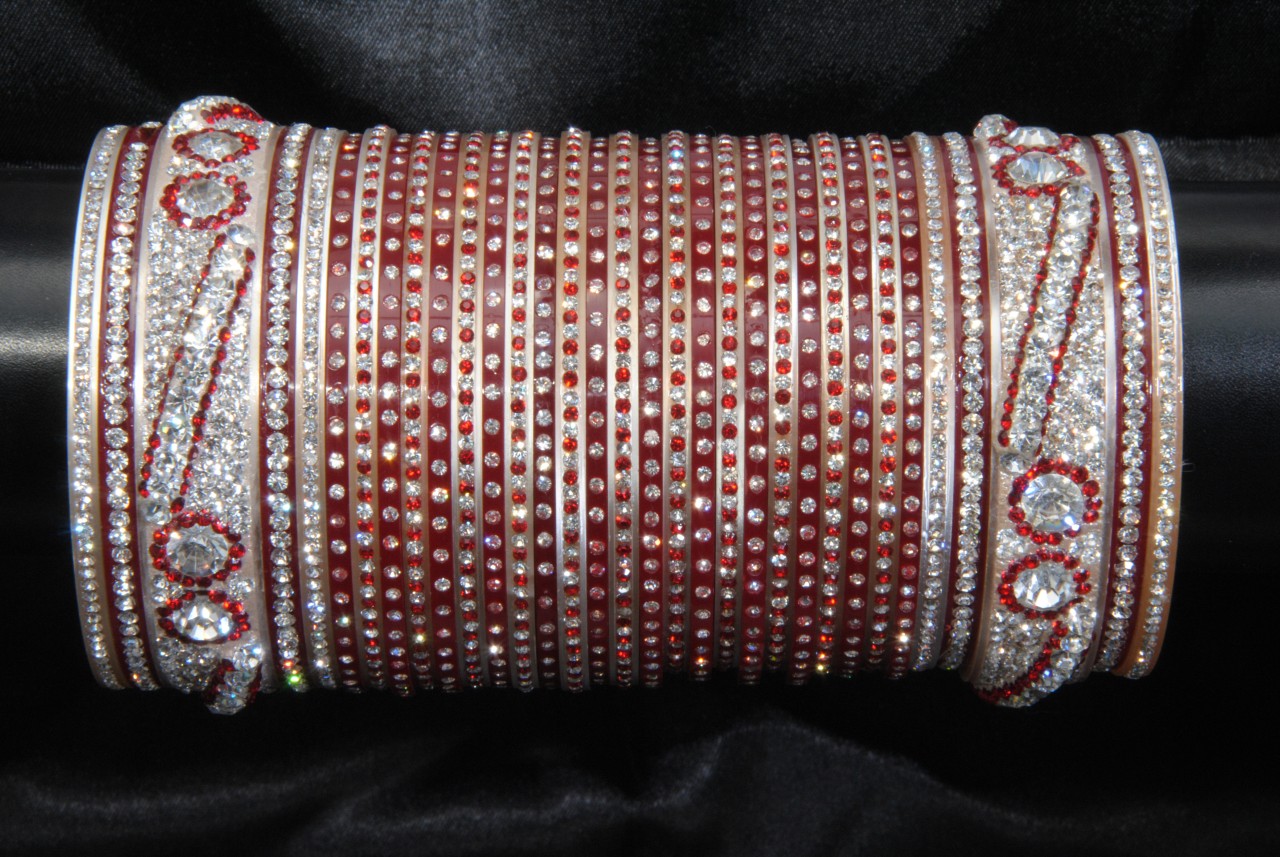 Fency chura, wedding chura, Punjabi chura , Suhag Chura - Beauty and ...