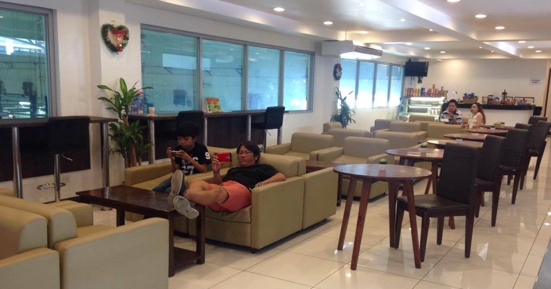 Random Obsessions: Customer Lounge Experience at Toyota Bicutan