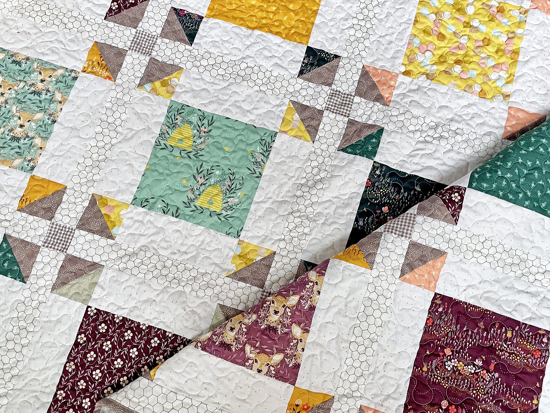 A Bit of Scrap Stuff - Sewing, Quilting, and Fabric Fun: Focus Quilt - Harmony