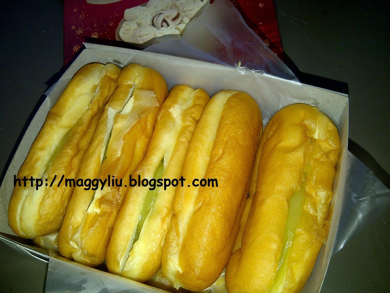 Diary Maggy Liu: Roti Srikaya Khas Singkawang