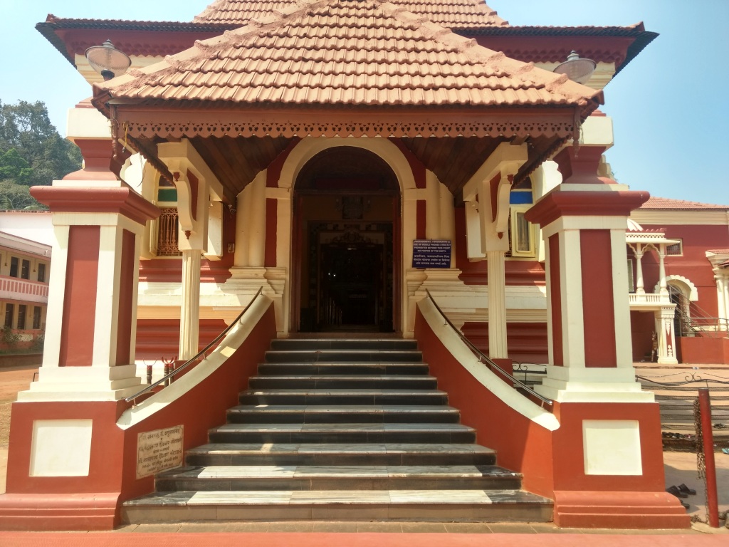 Hindu Temples of India: Shanta Durga Temple, Kavalem – The Temple