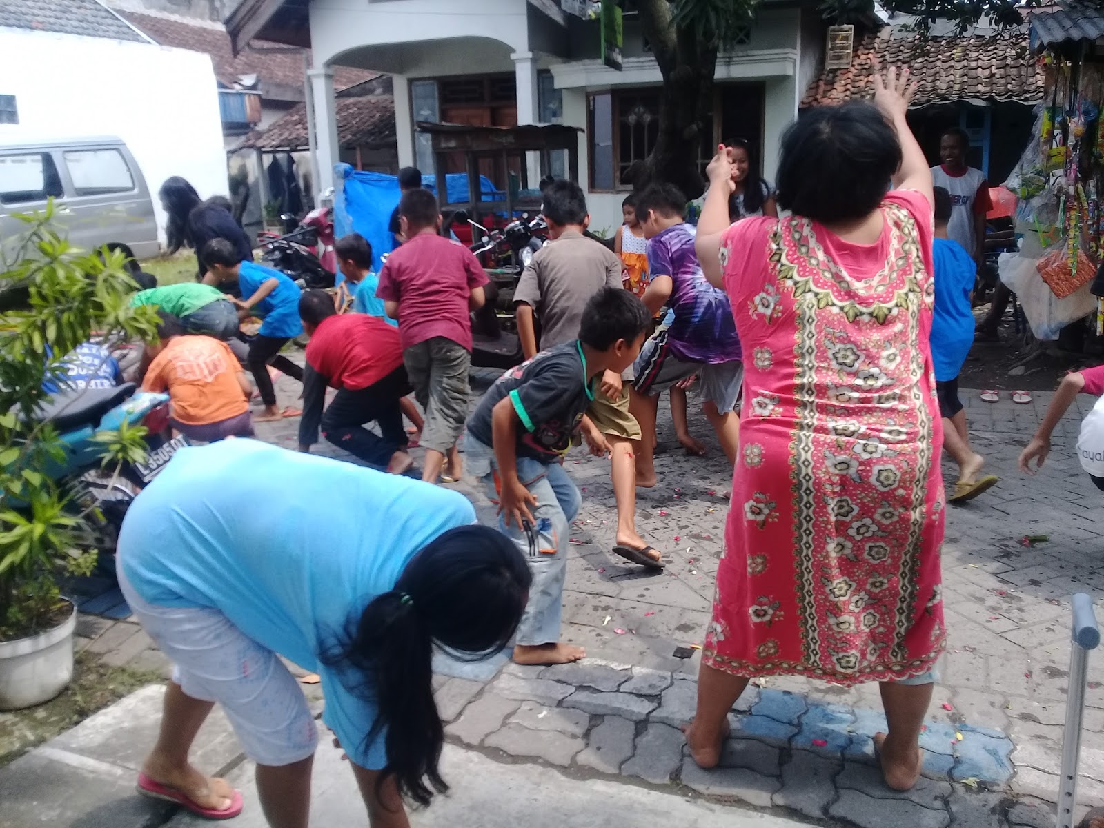 TRADISI UDIK-UDIKAN | Blog'e Ulum