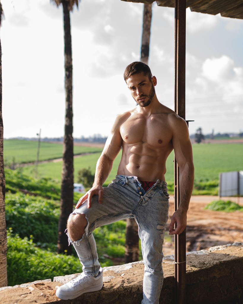Male Erotica: Yoav Even by Alon Feller