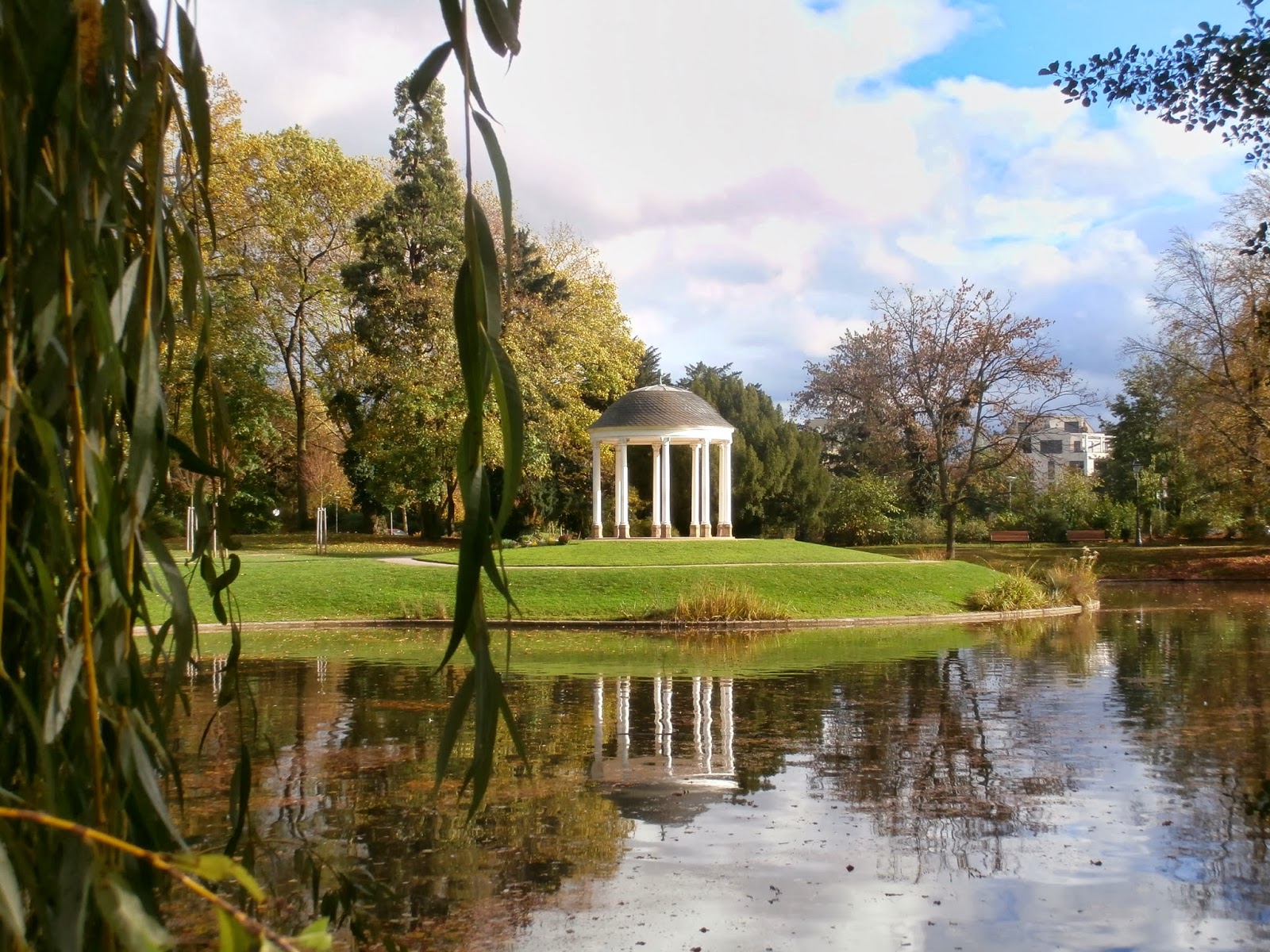 The ALSACE Experience: Le Parc de l'Orangerie à Strasbourg