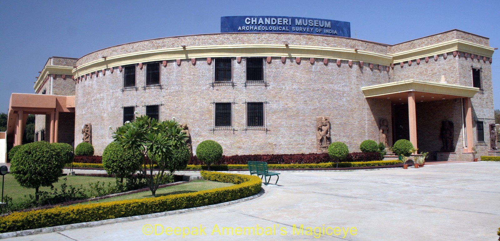 Travel magic: What is Chanderi in Madhya Pradesh famous for?