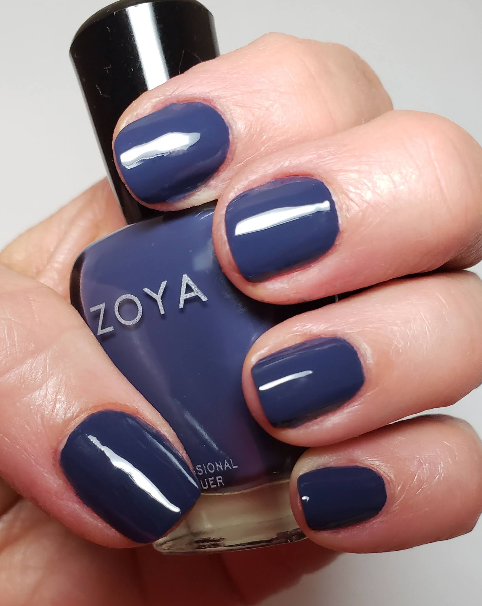 Holiday Nail Polish Colors: Zoya Intriguing Holiday 2020 Nail Polish ...