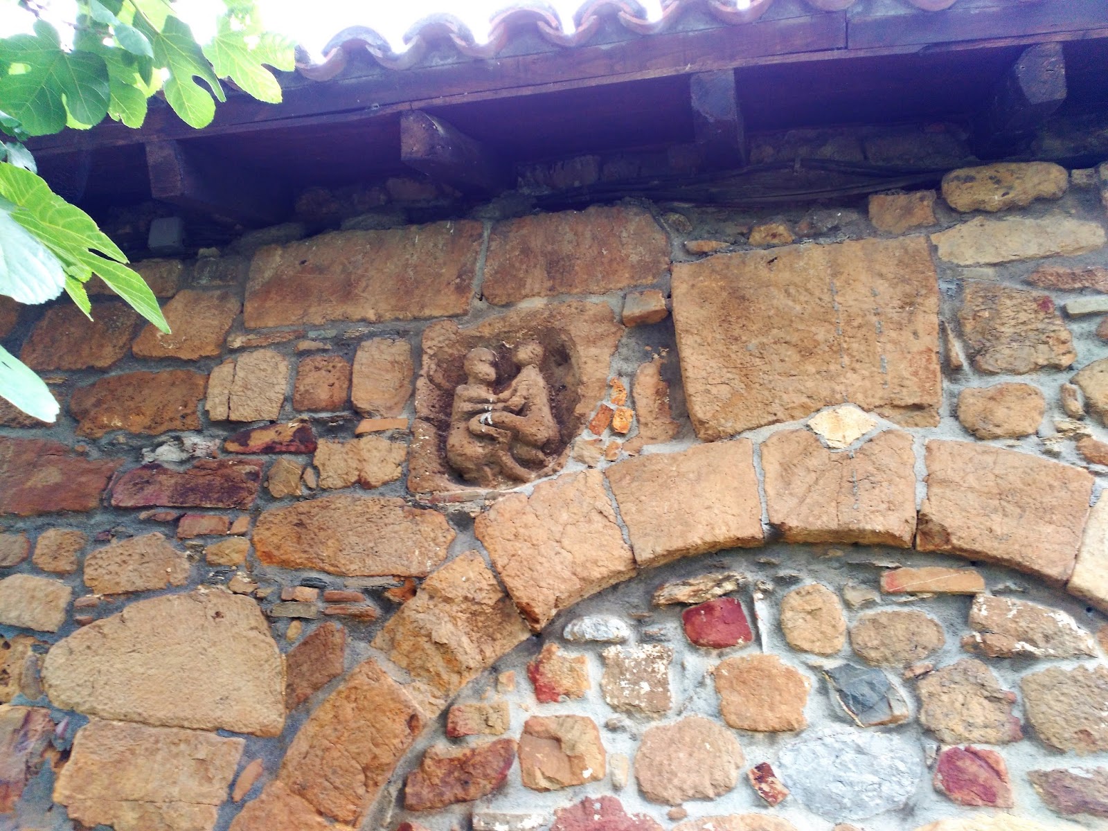 MineralesDB: Cantera Larrasko, Arrigorriaga, Bizkaia