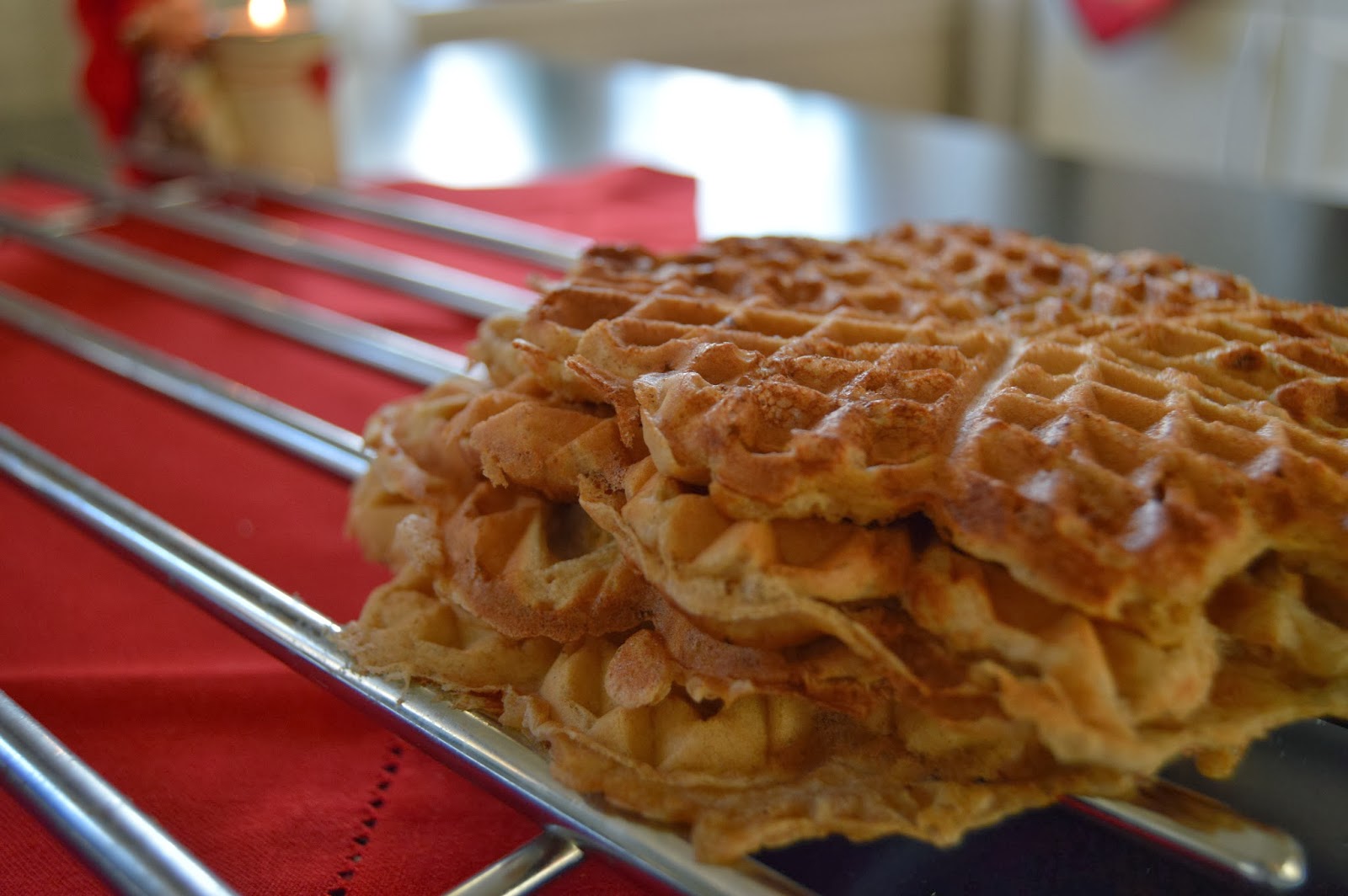 Heitmat: Vafler til julebrunsj