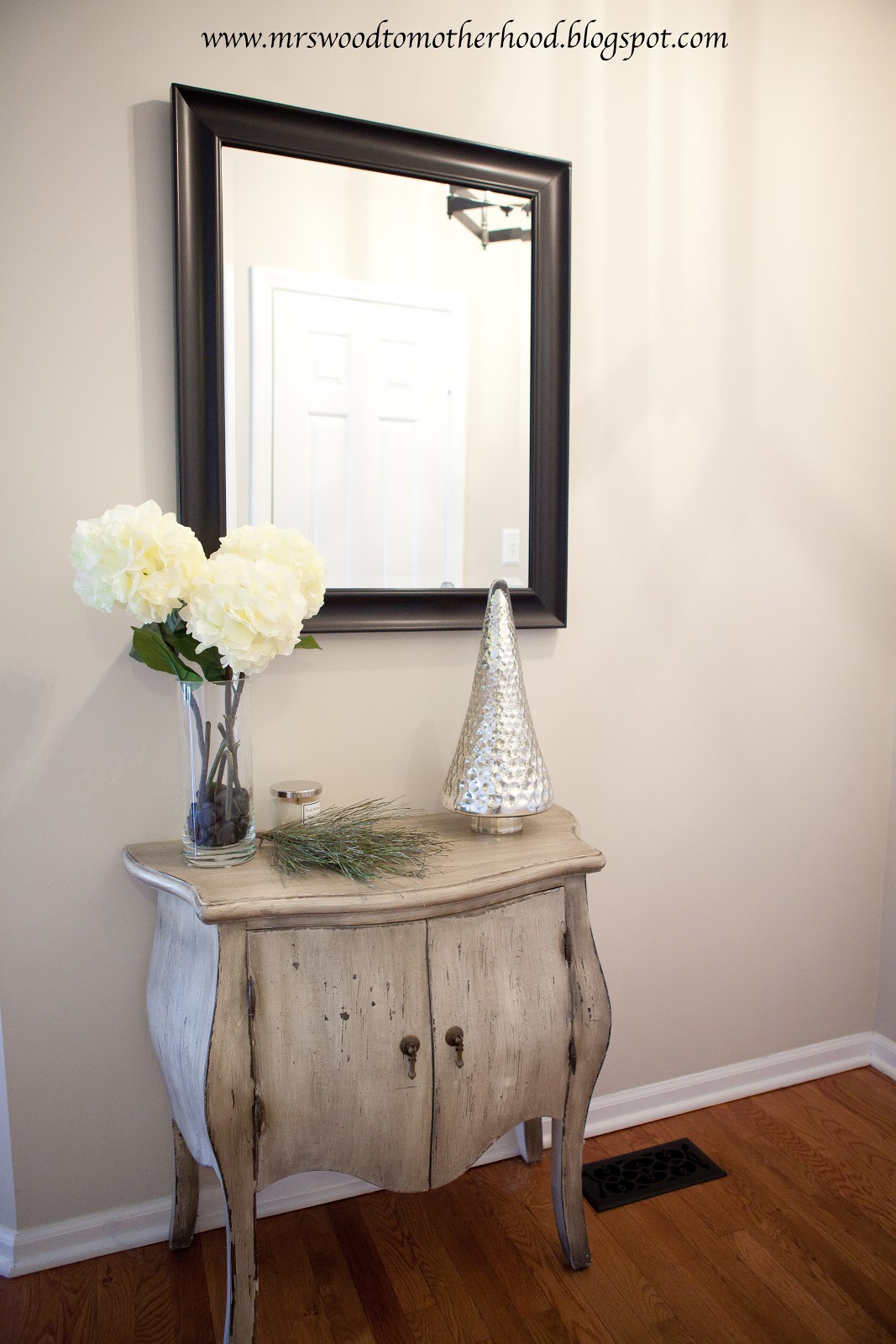 Mrs Wood To Motherhood Christmas Decor Home Tour