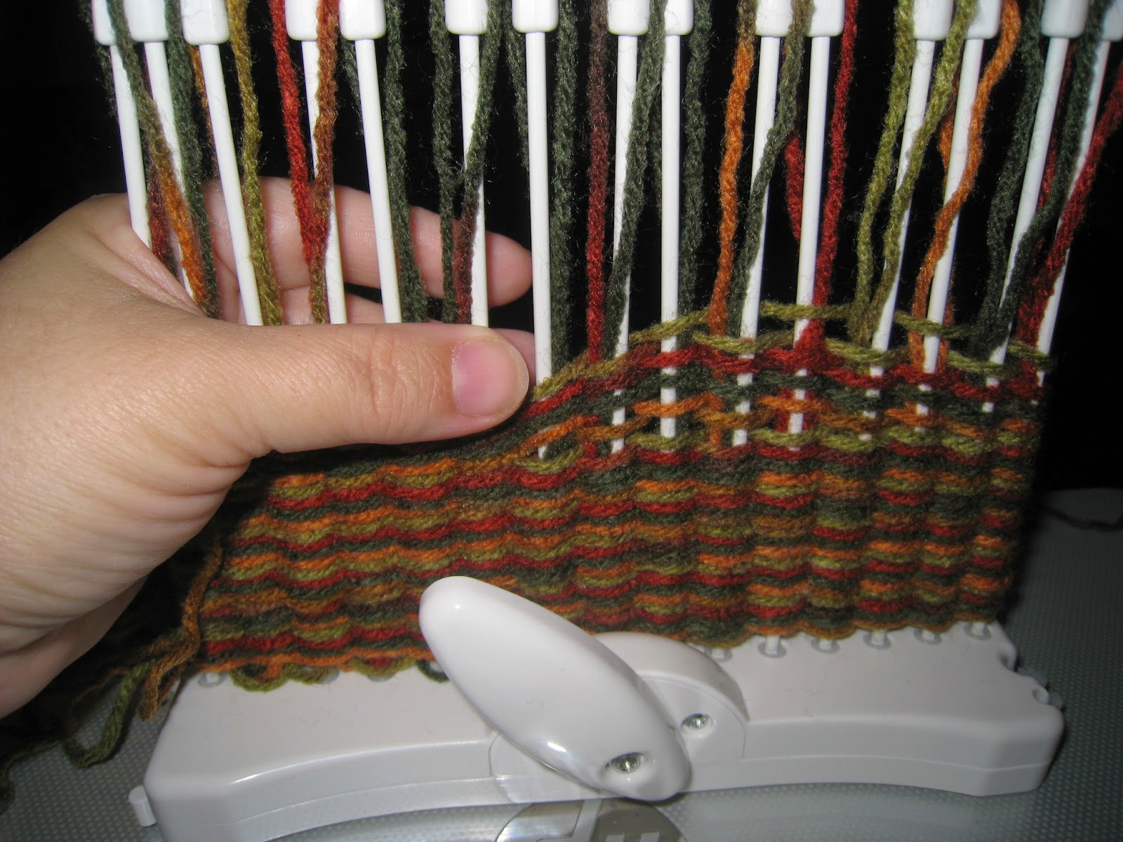 Doni Doodles: New toy- Loopdeloom Product review and tutorial