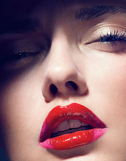 Spleen De Couture: "...HER LIPS ARE DEVIL RED..."!