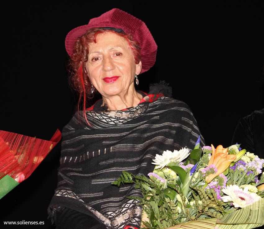 Solienses: Juana Castro gana el premio Ricardo Molina de poesía