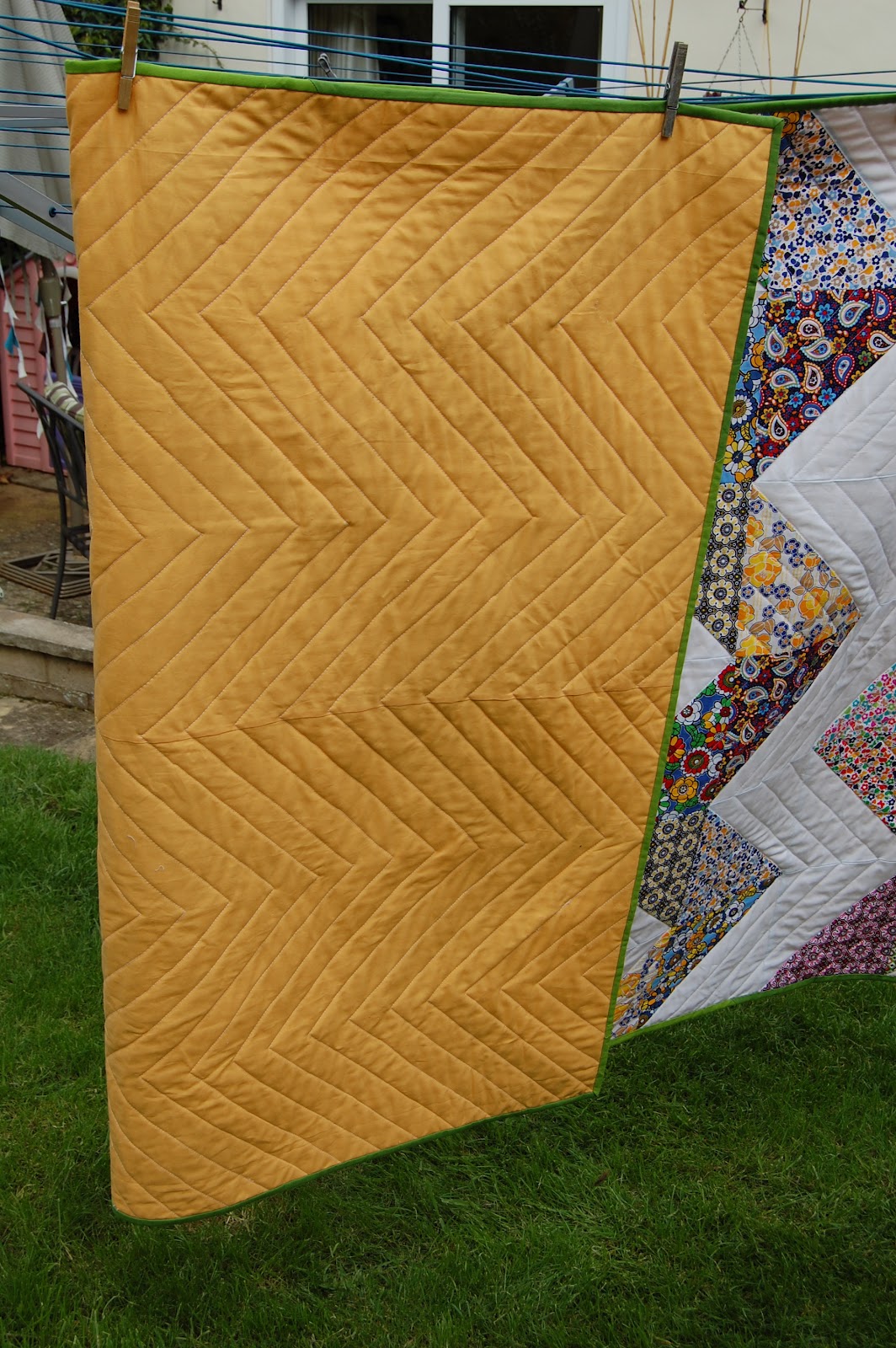Bella Lou: Folksy Chevron Quilt