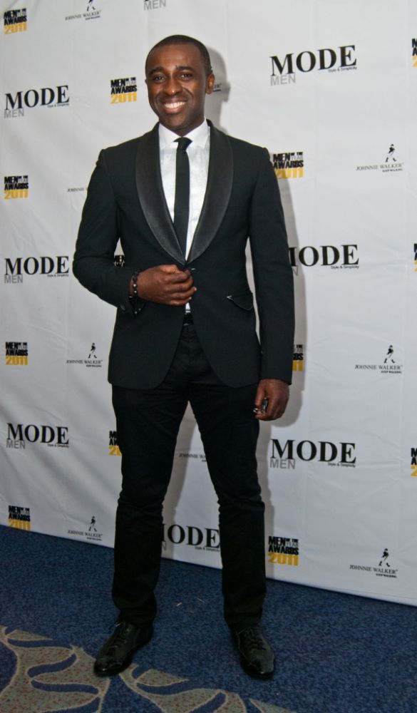 FRANK EDOHO CRUISES NEW RANGE ROVER | Bebe Akinboade