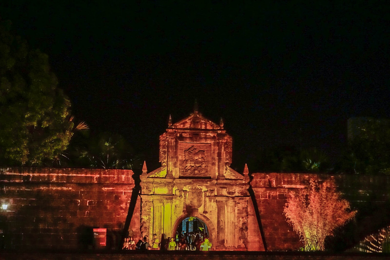 Intramuros Night Walking Tour with Manila China Town - The Queen's Escape