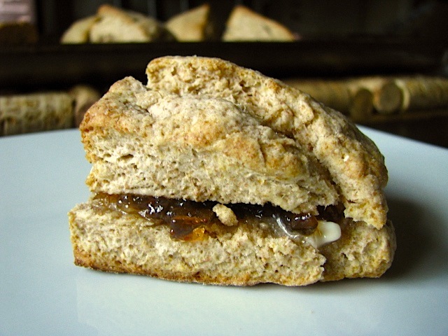 two foodies & a pup: Puyallup Fair Scones