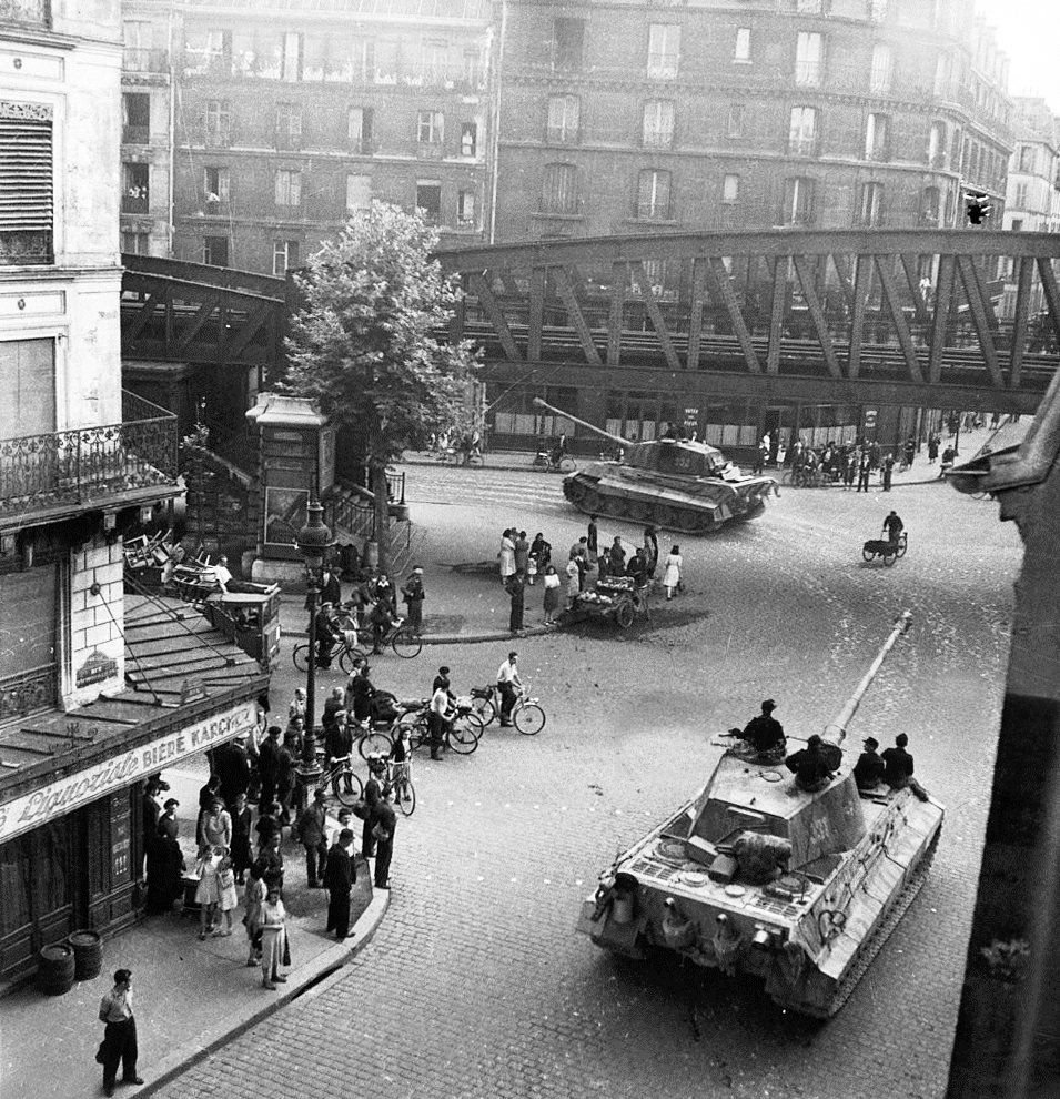 Two Tiger II tanks on a Paris street 1944
