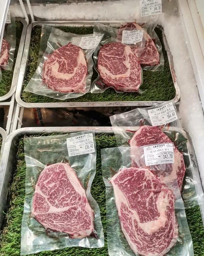 My Life & My Loves ::.: pilih daging STEAK @ Jahhet Fine Meat, Ampang