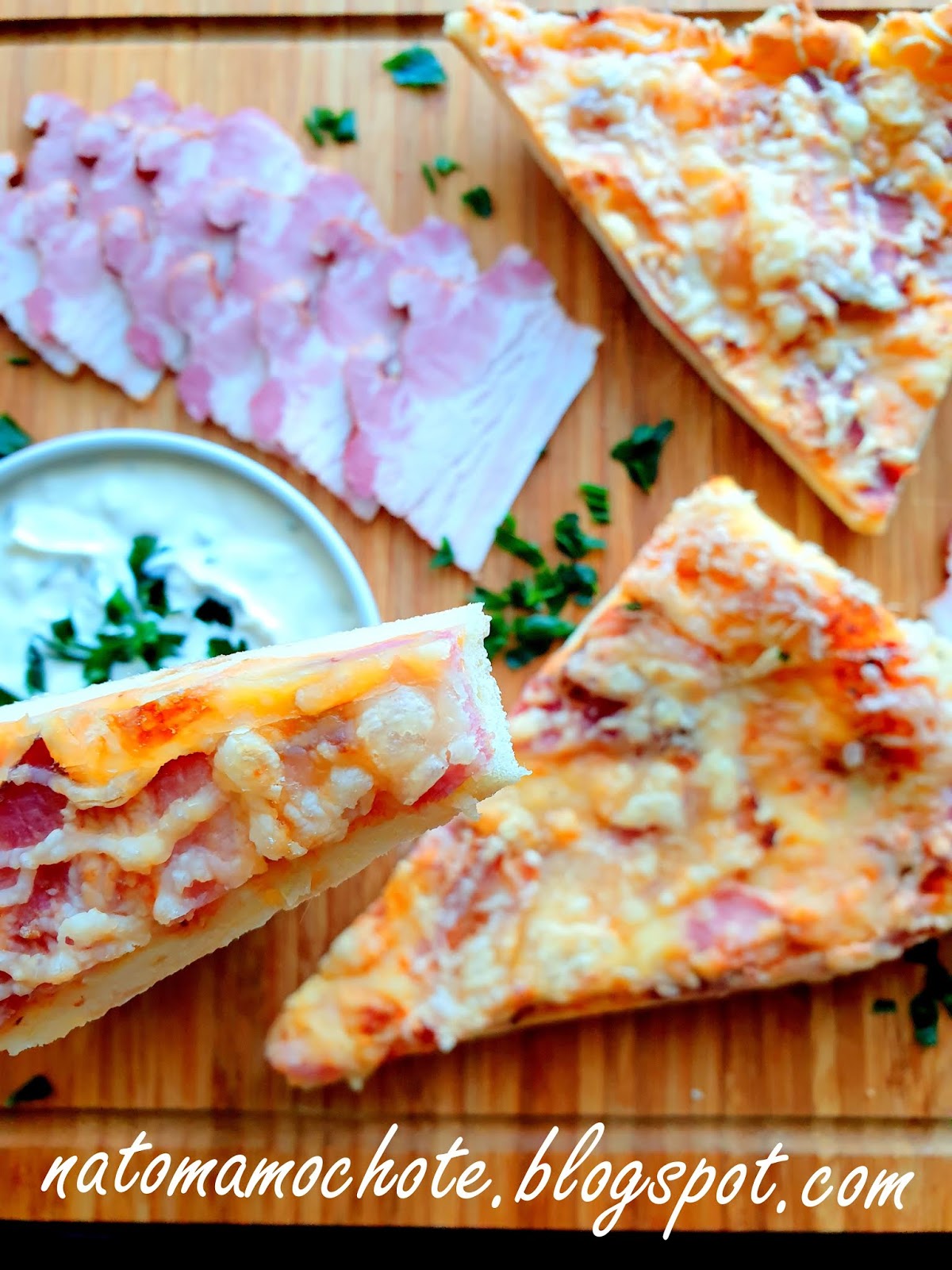 Na To Mam Ochotę: Pizza z Serem, Boczkiem i Cebulą