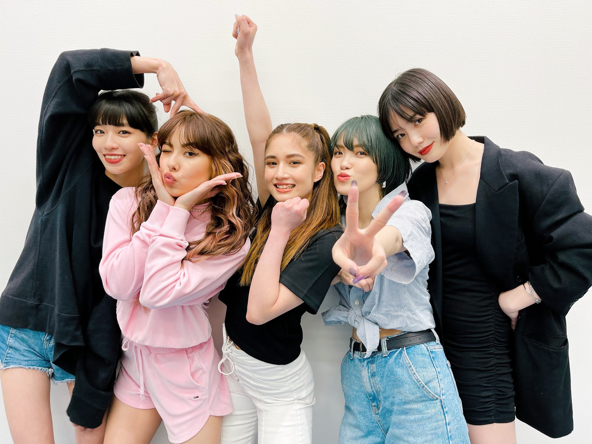 HappyEverAfter, el nuevo tema de FAKY - BA NA NA: Noticias de K-Pop en ...