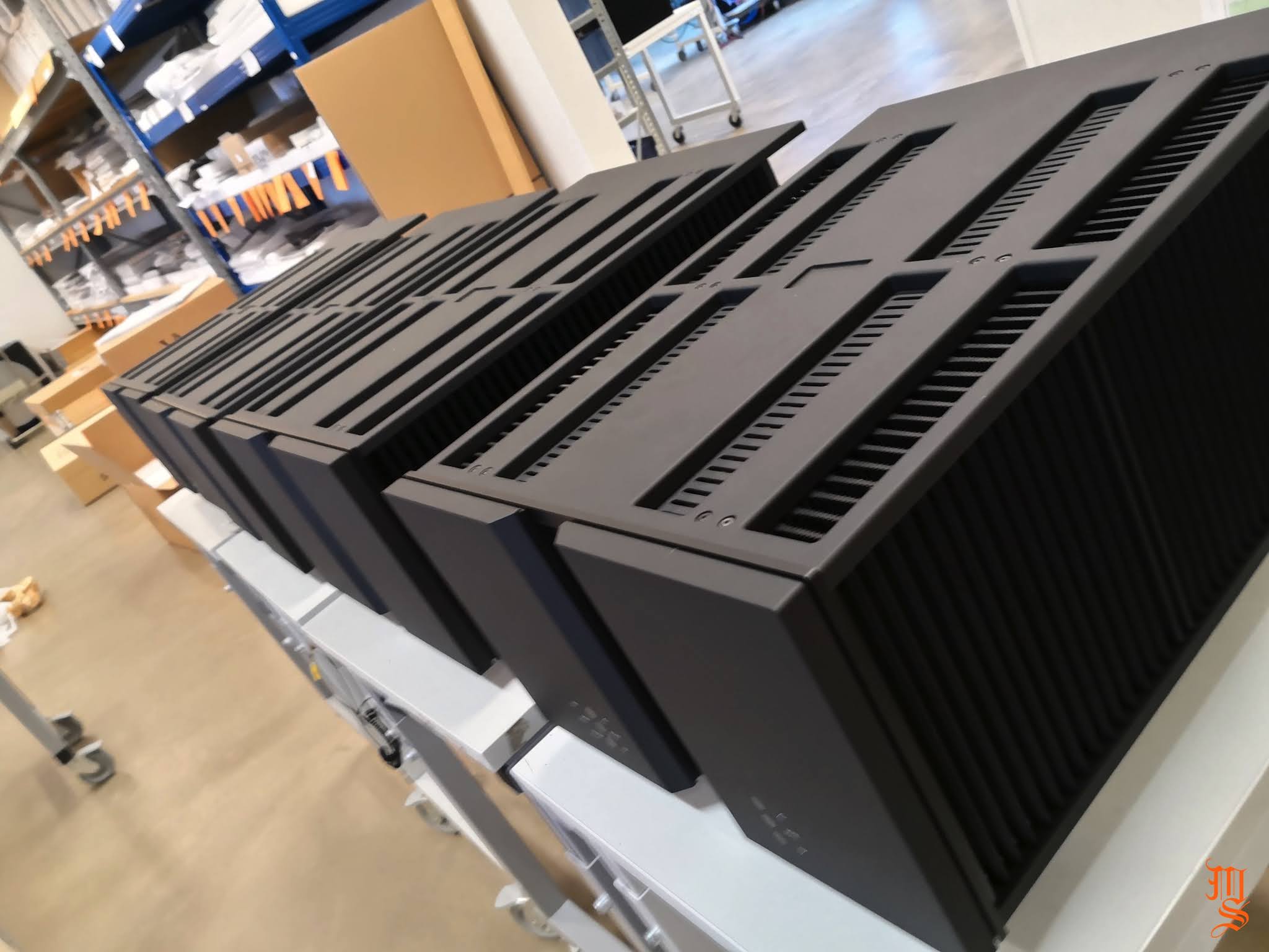 VITUS AUDIO PRODUCTION PHOTOS – M & S | Ultimate High-Fidelity