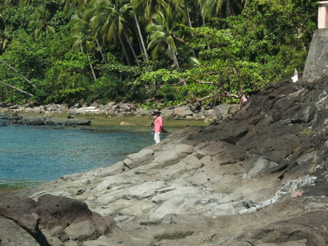 Wandering Turista: Fish Interaction, Barangay Calag-Itan