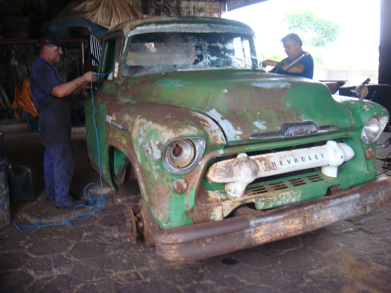 Das Antigas: CAMINHÃO MARTA ROCHA 56