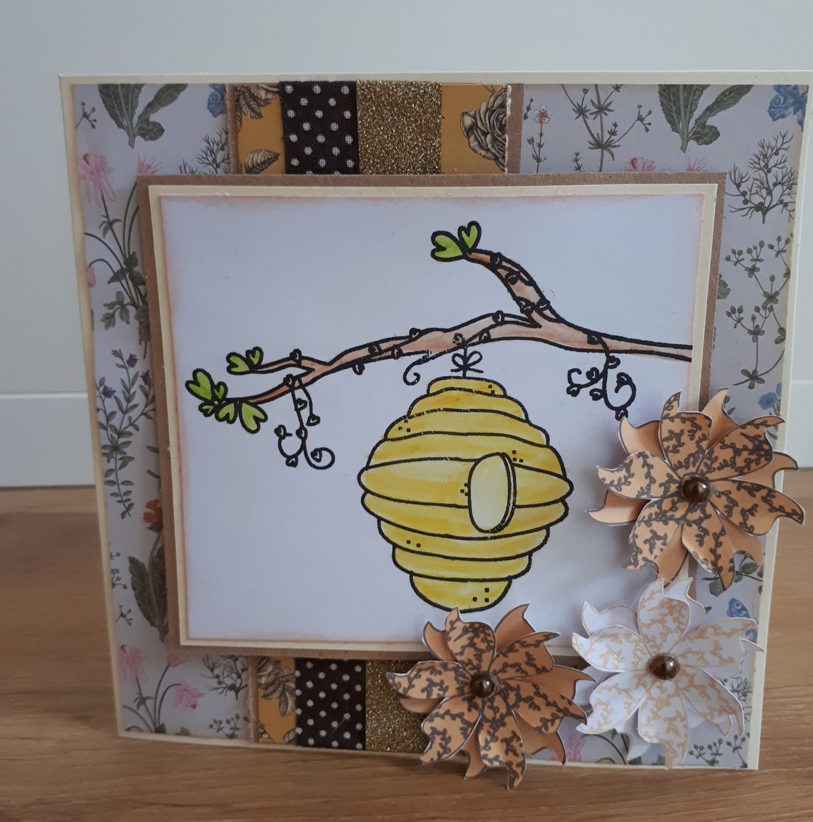 Beehive cards