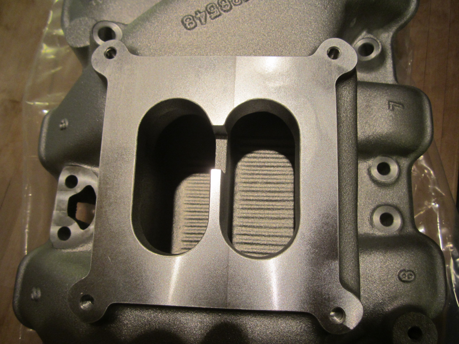 Kvicksilverpuman: My new Blue Thunder 351C-4V intake manifold.
