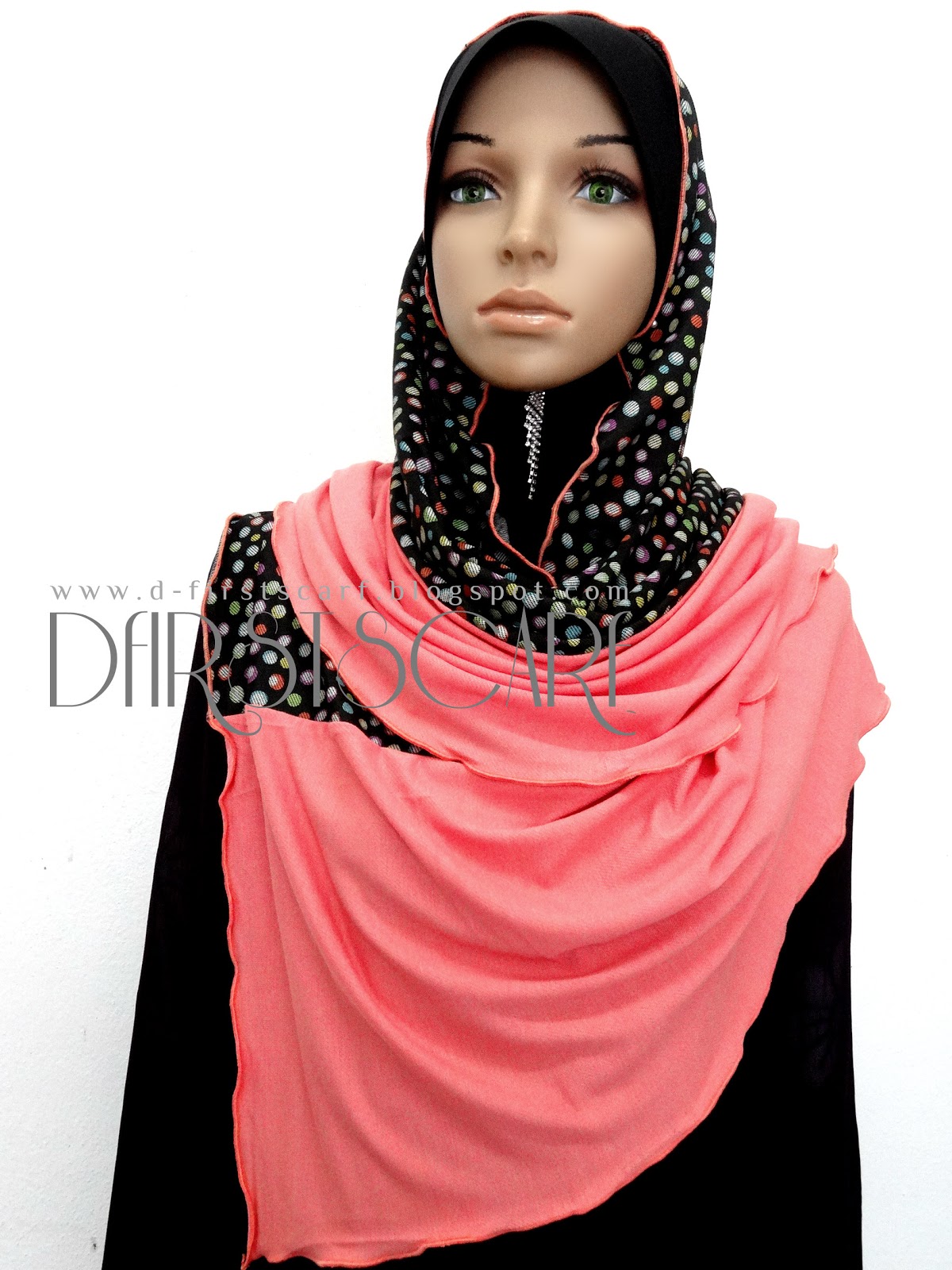 D-fIRSTSCARf: WAFA SHAWL